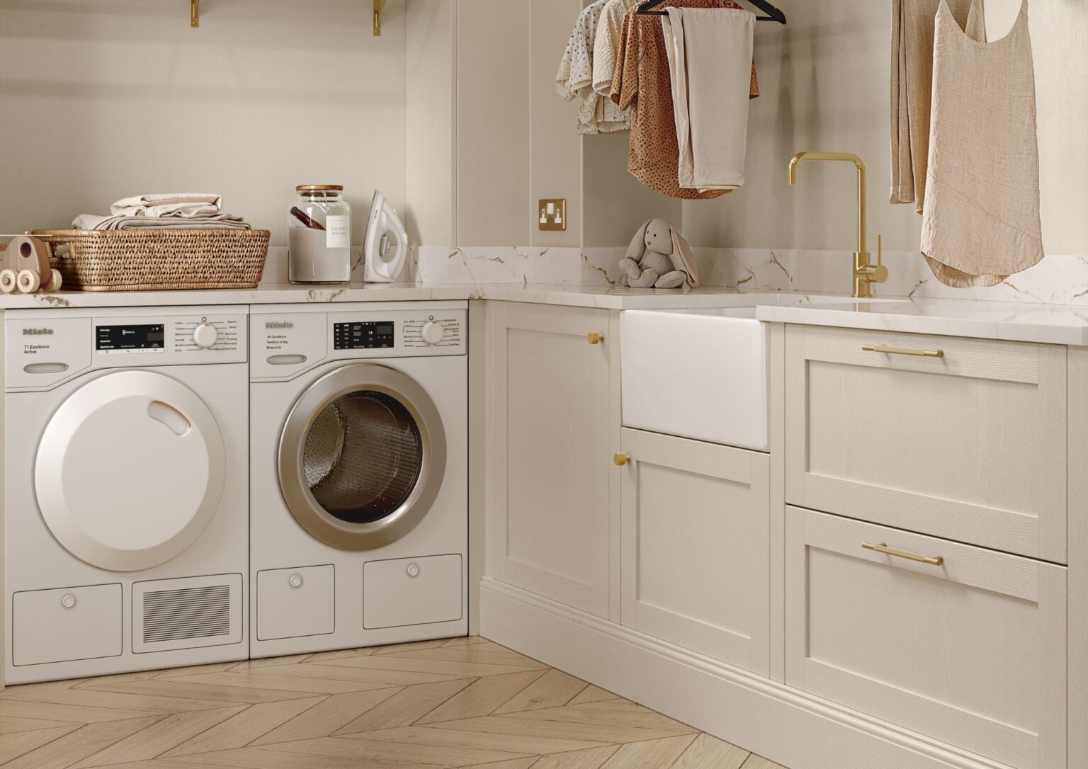 Newcombe Kitchen Doors and Components for Trade Suppliers